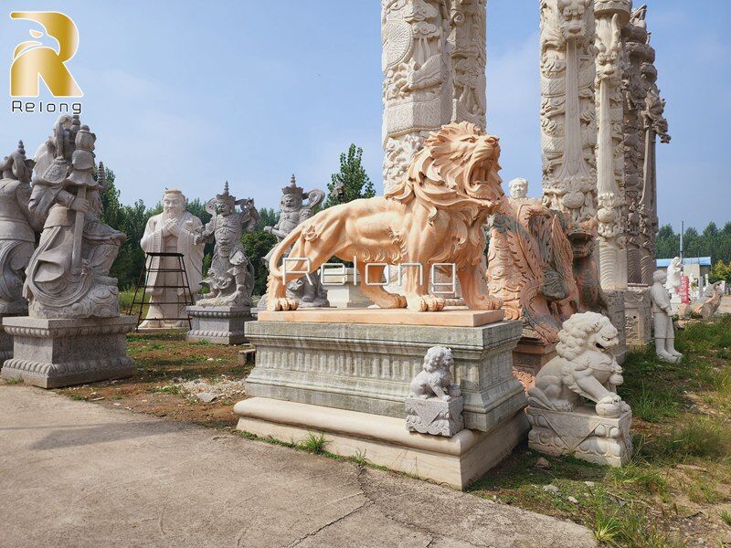 10 Stunning Marble lion Statues for Your Garden You Can Invest in ...
