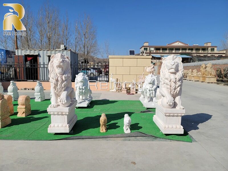 10 Stunning Marble lion Statues for Your Garden You Can Invest in ...