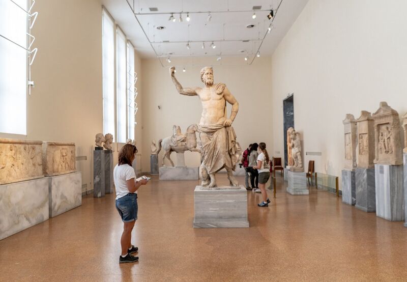 Roman vs Greek statues: What are the Differences? - Relong Art Sculpture