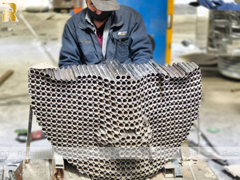 Large Metal Pipe Face Sculpture for Sale - Relong Art Sculpture