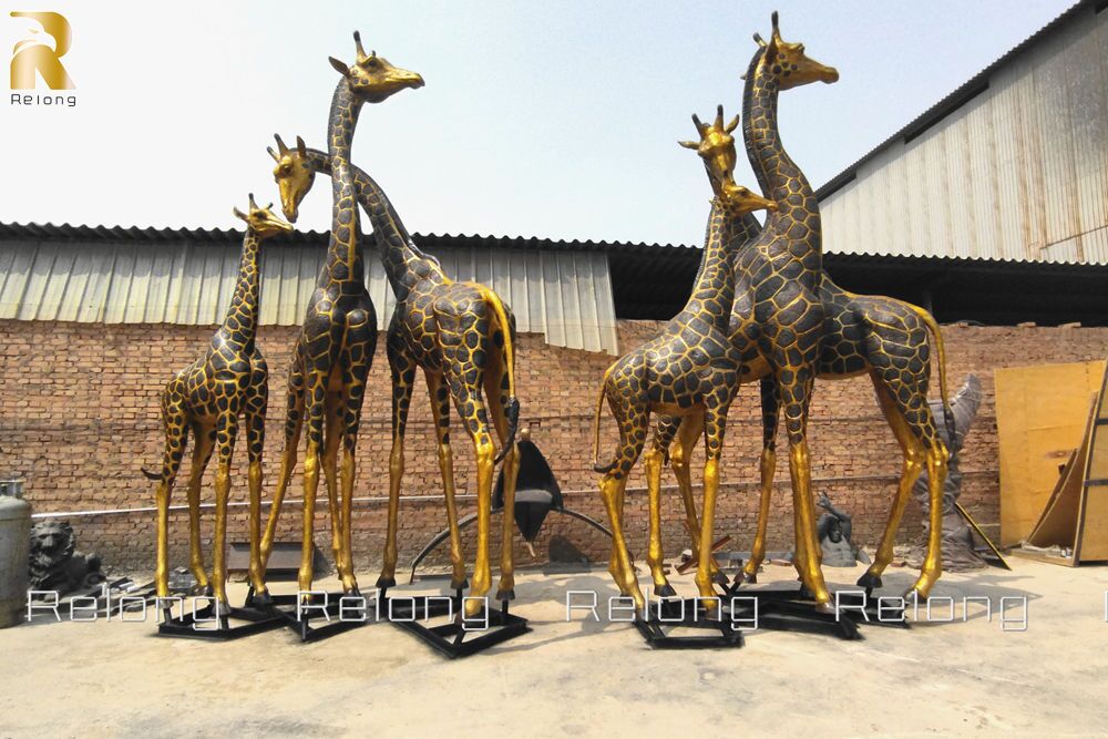 Large Bronze Giraffe Family Sculpture - Relong Art Sculpture
